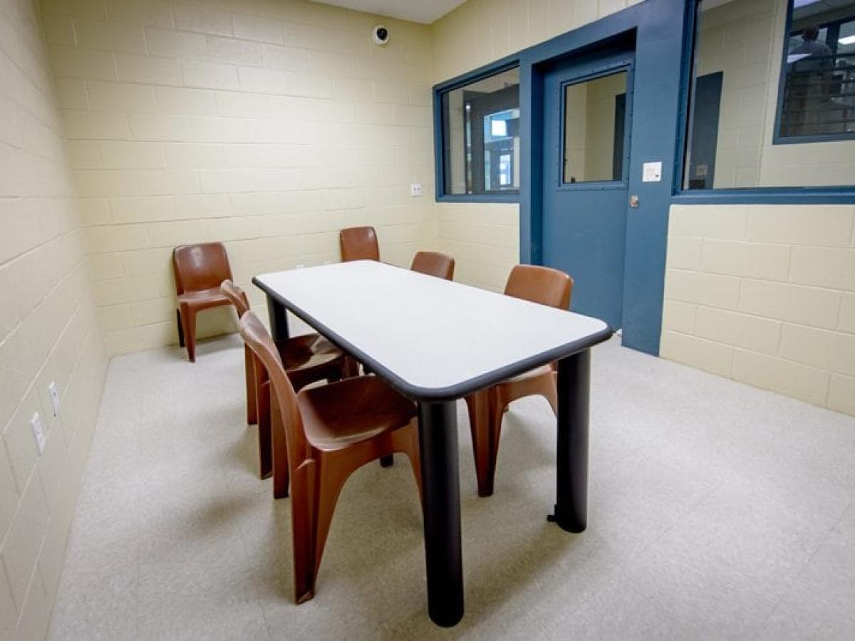 Leg Style Table | SWS Group